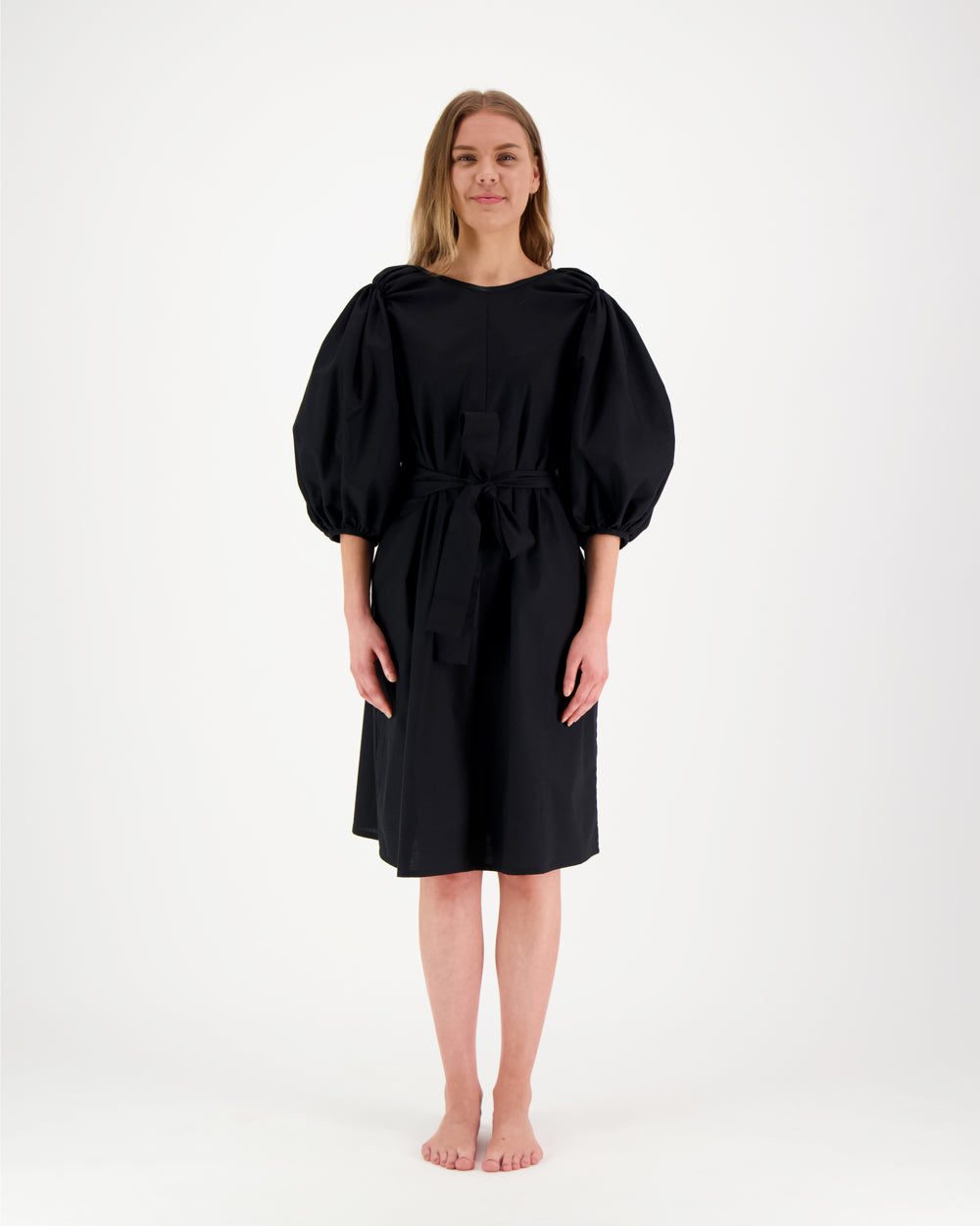 Sali Black – VUOKKO Oy